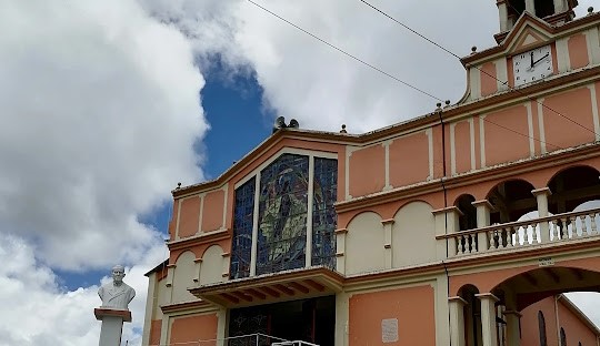 MARULANDA FUE EL EPICENTRO DE CONVERSACION DE LAS MONTAÑAS DE COLOMBIA ...